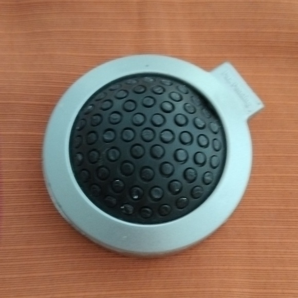 Hair | Compact Brush With Mirror That Folds Easily To Put In Small ...